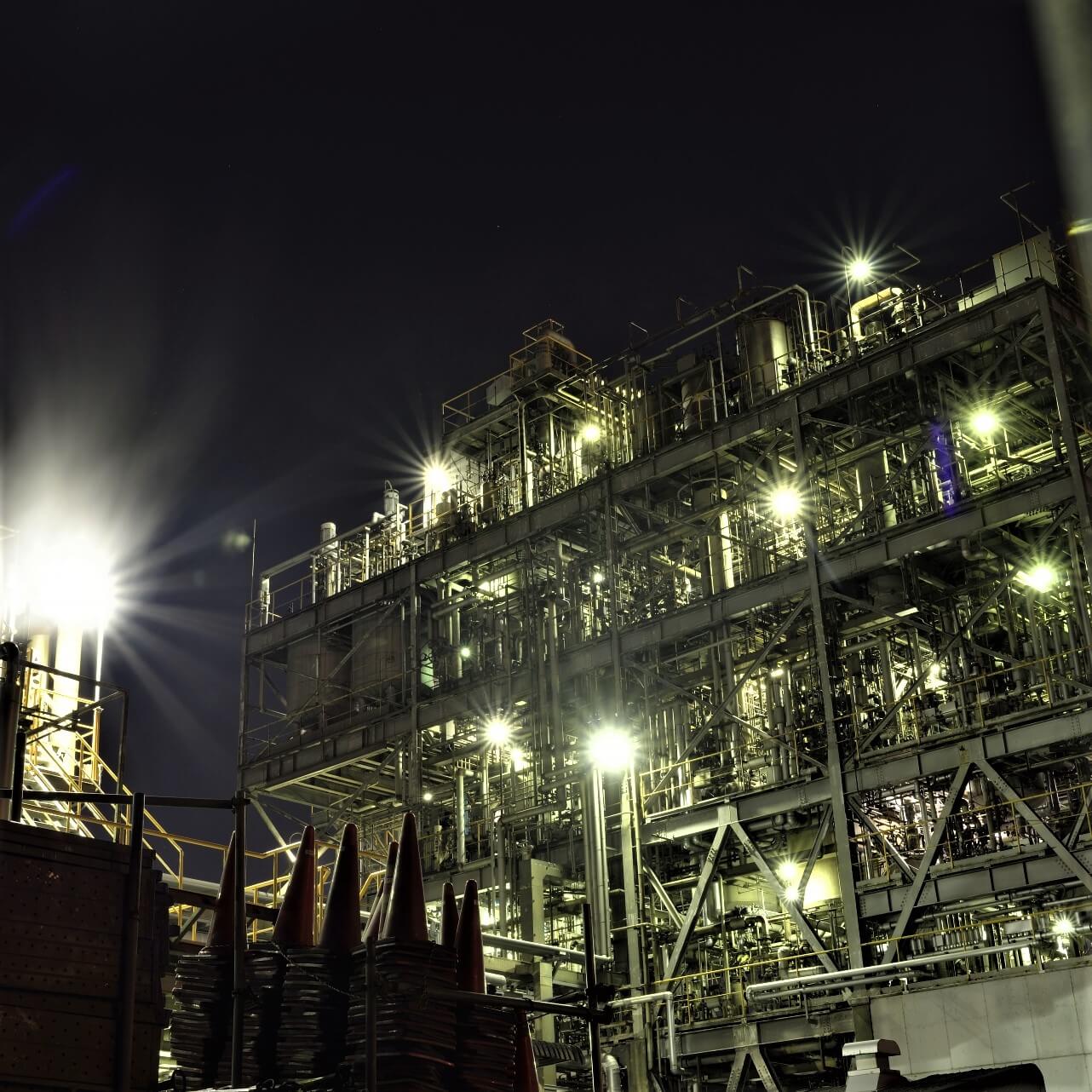Photos: The night view of the factories | JAPANICLE