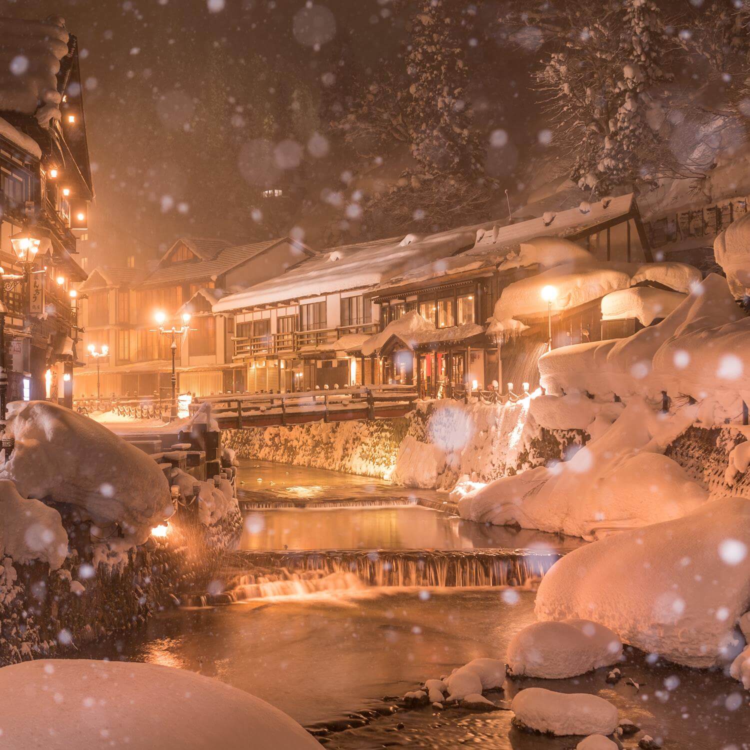 Photos: Ginzan Onsen -A retro hot spring town with a snowy landscape ...