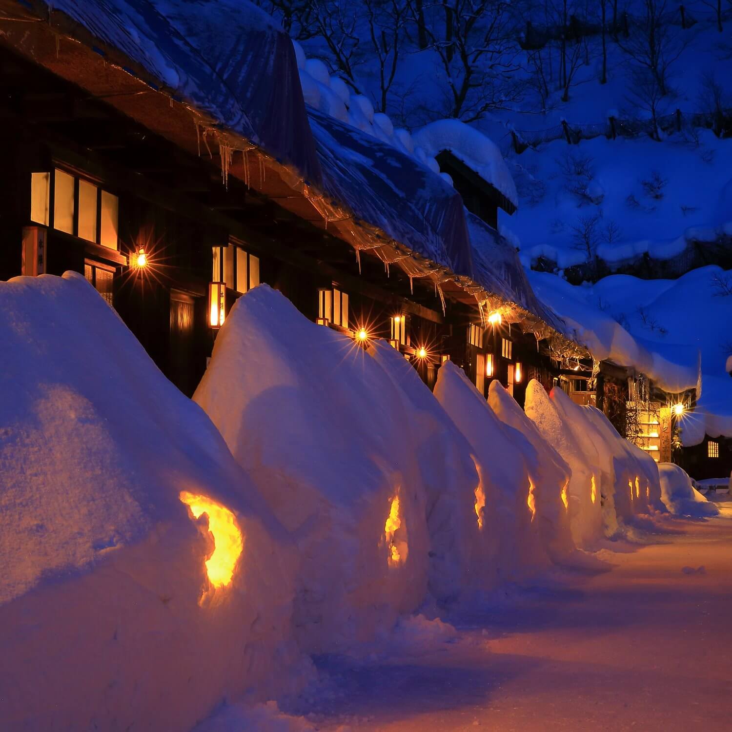 Photos: Yukimi-Buro -Enjoy a hot spring with a snowy view | JAPANICLE